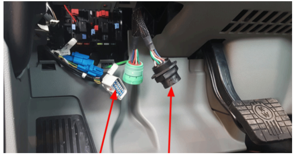 Harnais : HRN-CS14S21 (Port RP1226)